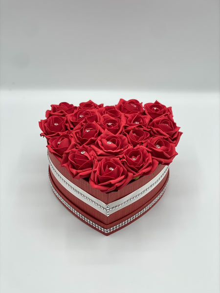 Red Heart Hat Box with Red Roses – Lilli Rose